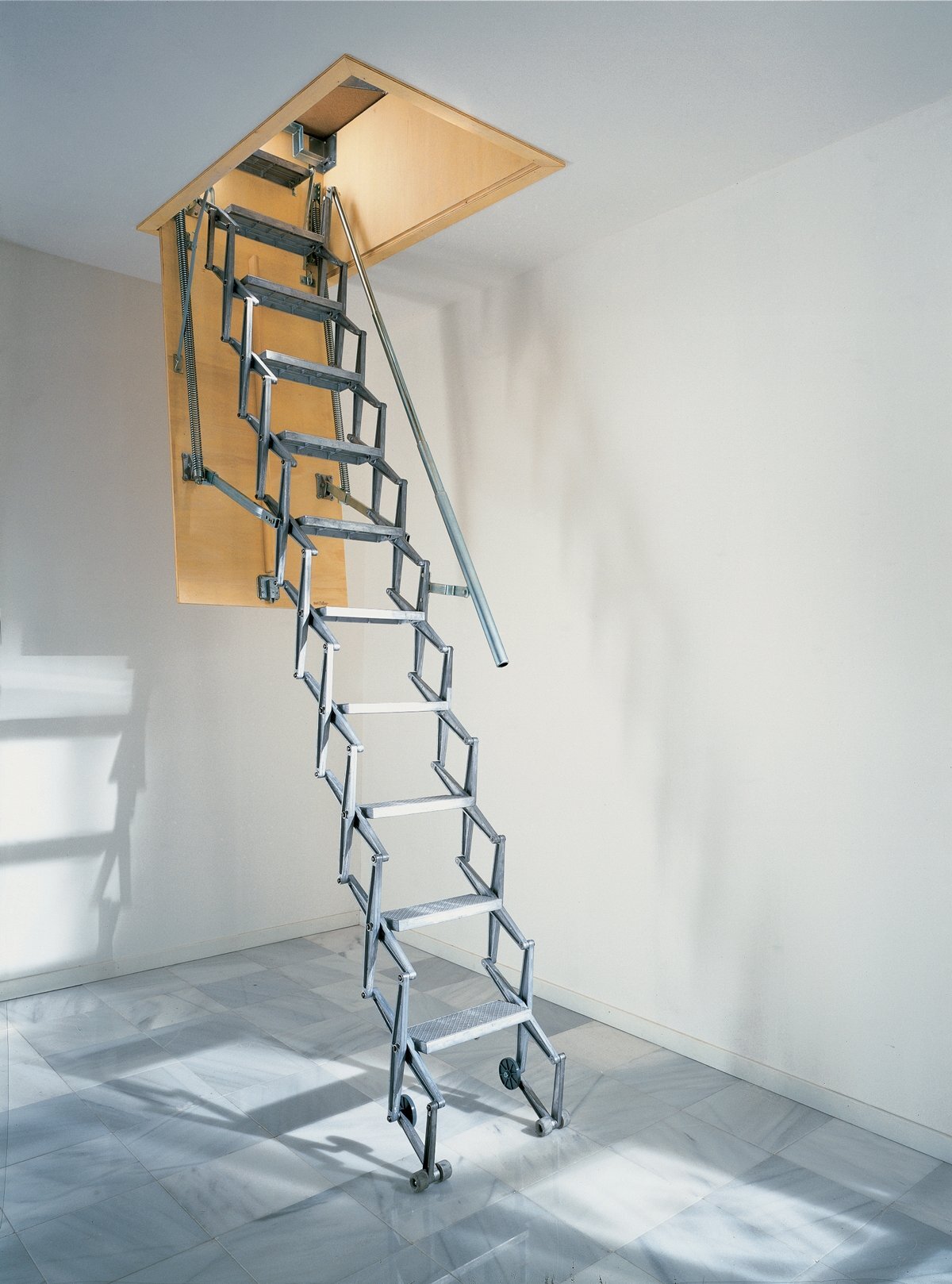 Installazione scale retrattili certificate Firenze Toscana | Estfeller